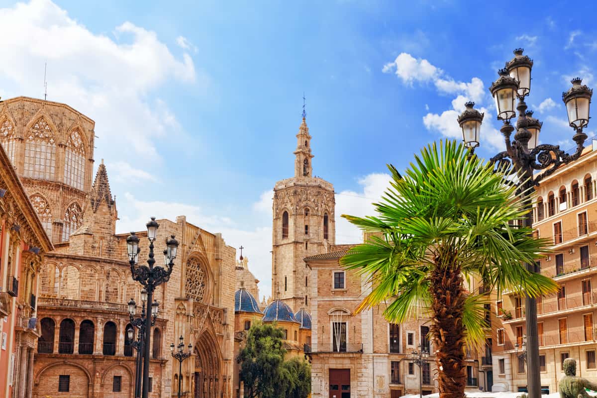 Goedkope vliegtickets van Amsterdam, Nederland naar Valencia, Spanje ...